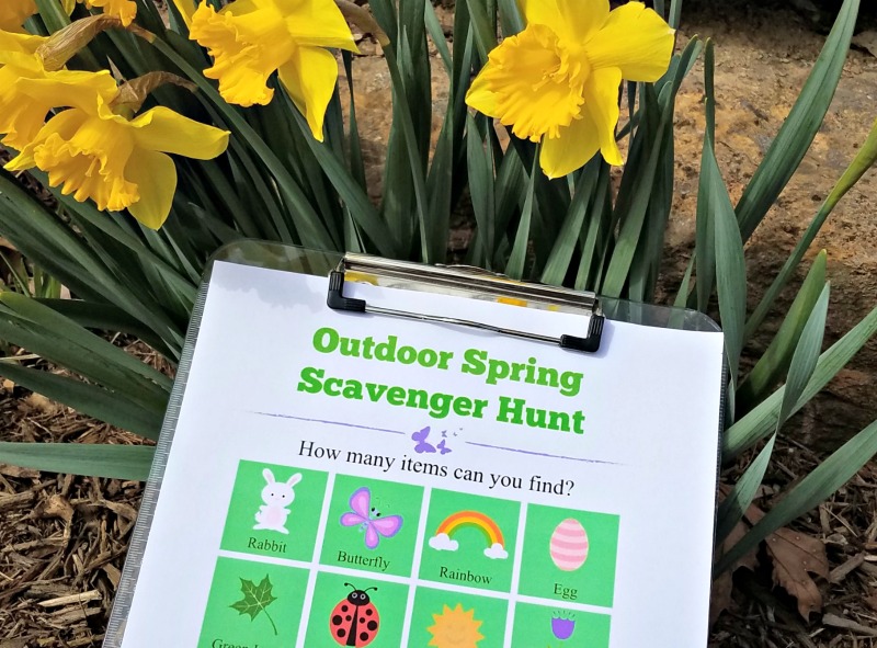 FREE Spring Scavenger Hunt for Kids